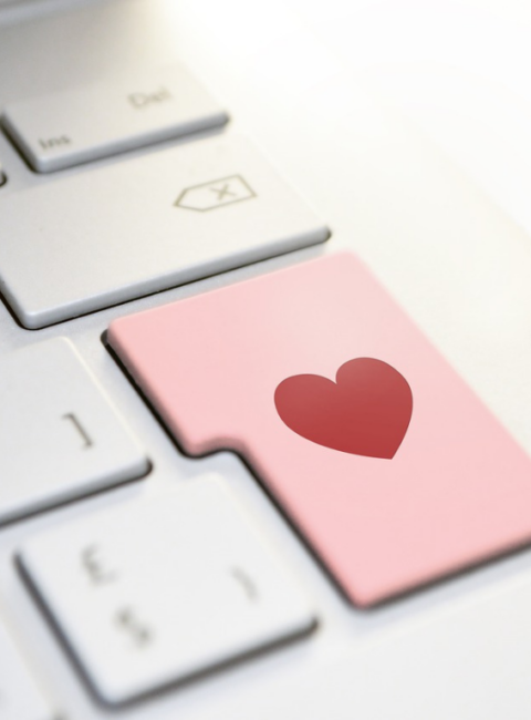facetime date: 10 ideas for video calls with friends - ohwyouknow